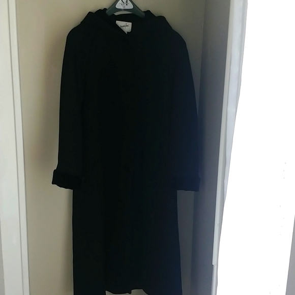 Jacqueline Ferrar | Jackets & Coats | Jacqueline Ferrar Black Long Coat ...